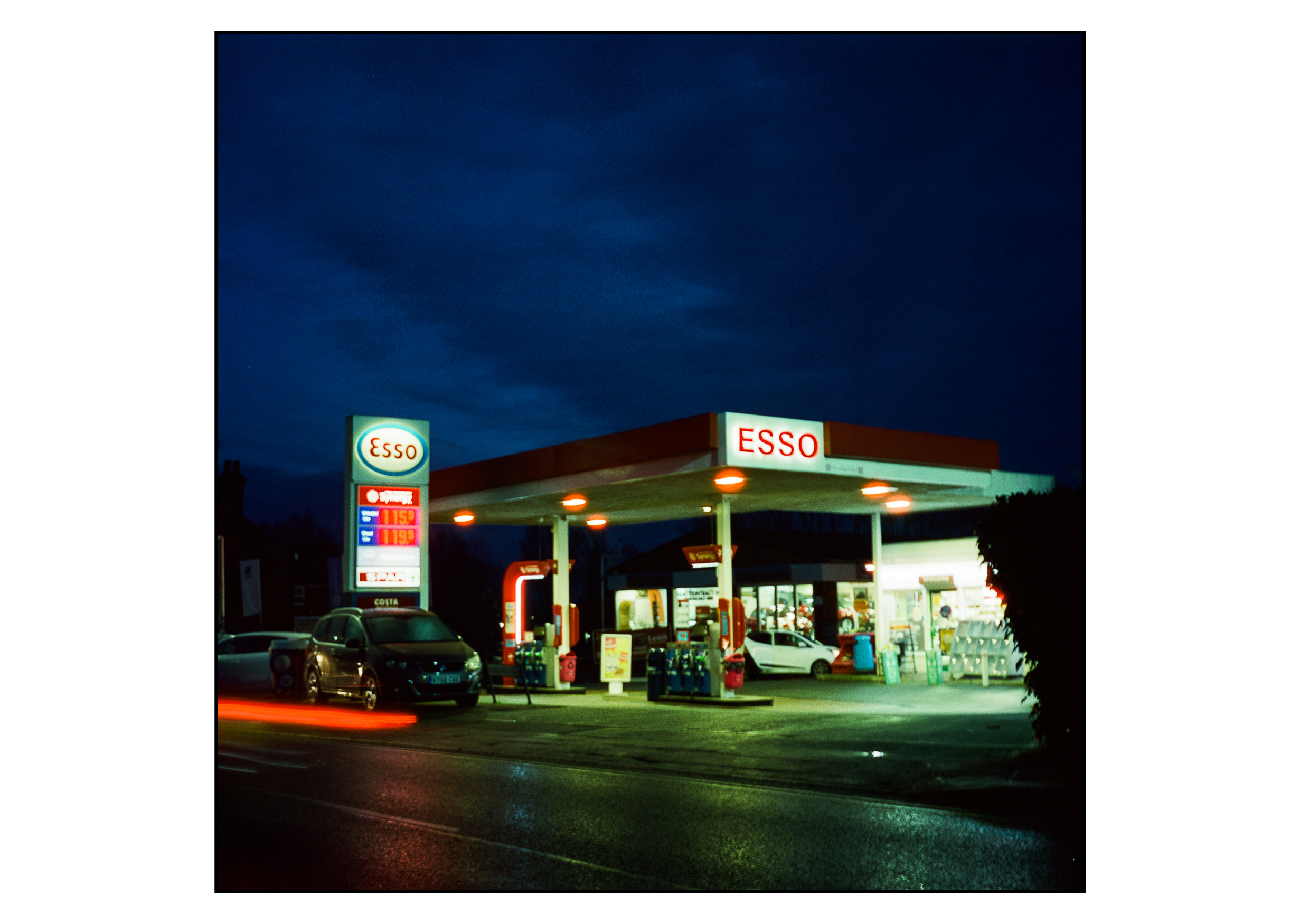 The Analogue Revival Is Real – Keith Tomlinson Photography